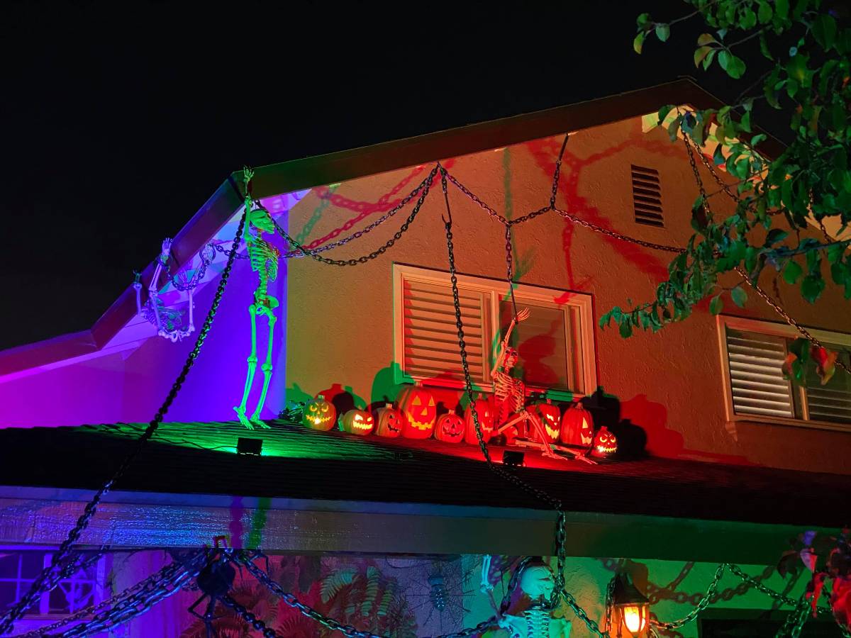 Chains of Wakefield, OC Yard Haunt Displays, Orange County, CA ...