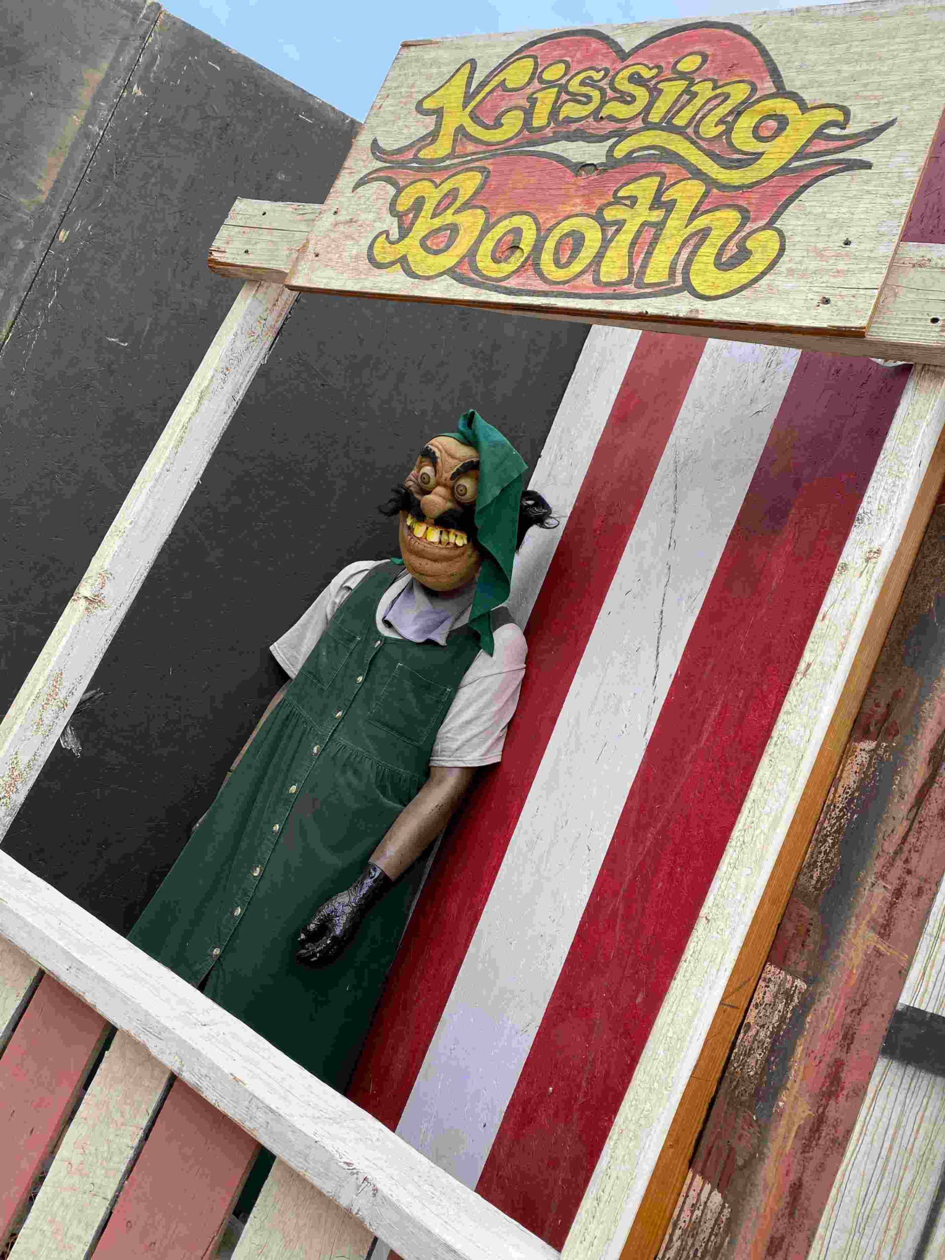 Fear Farm Phelan | drive-thru haunt | Halloween 2020 - Haunting